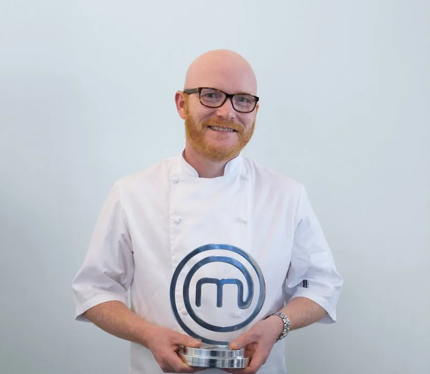 Black & White serves up new book by chef Gary Maclean - Bonnier Books