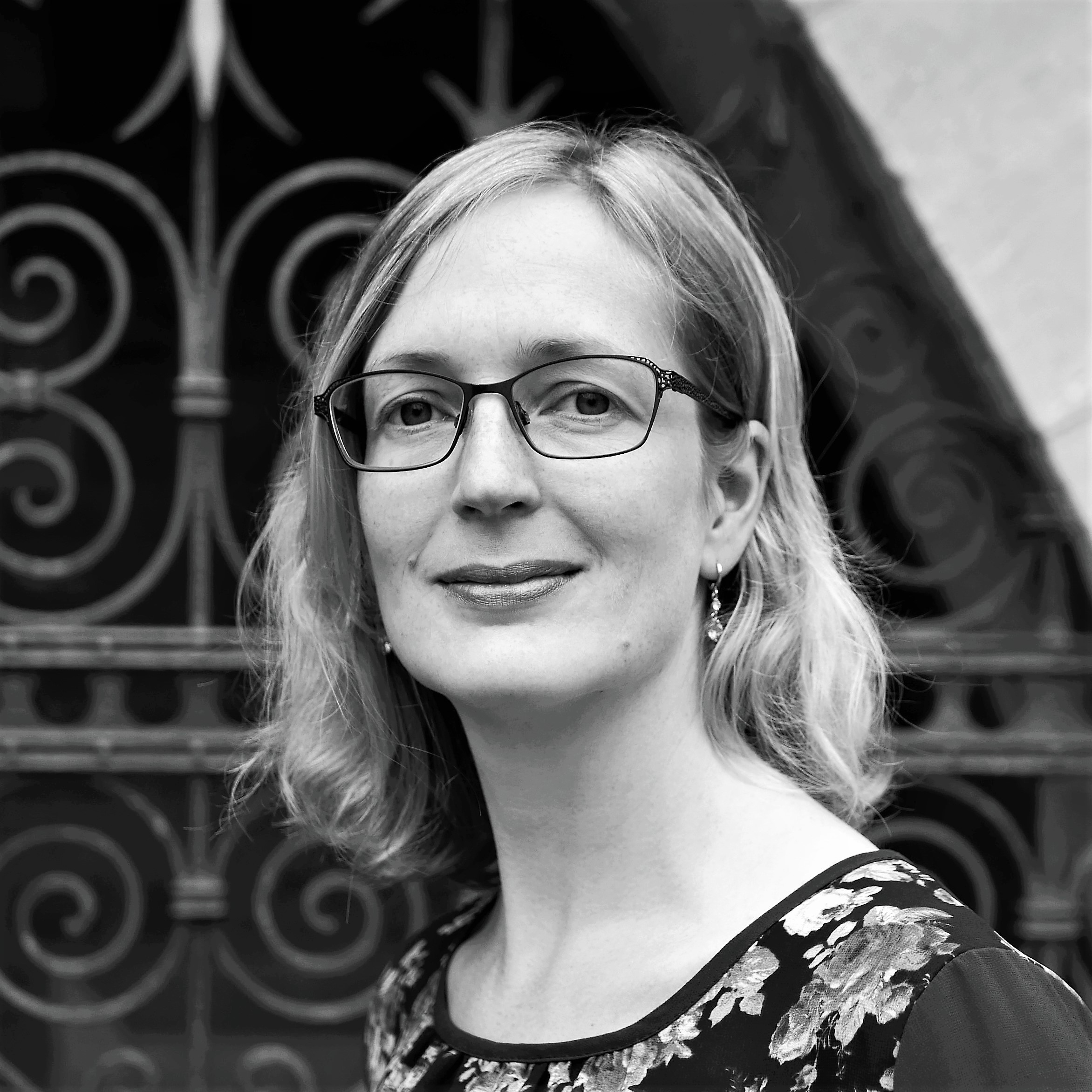 Manilla Press acquires Vesper's debut in four-way auction - Bonnier Books